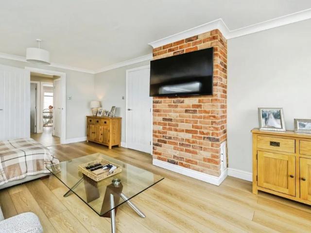 Flinders Close