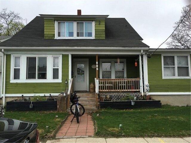 Flint Ave, Cranston, Home For Sale