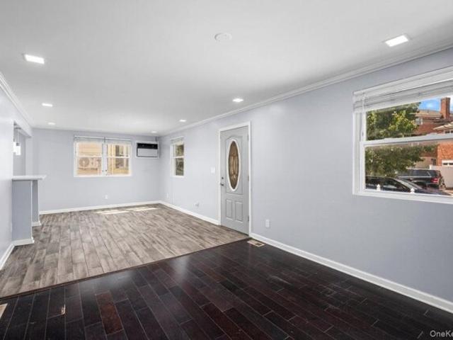 Flint Ave, Bronx, Home For Sale