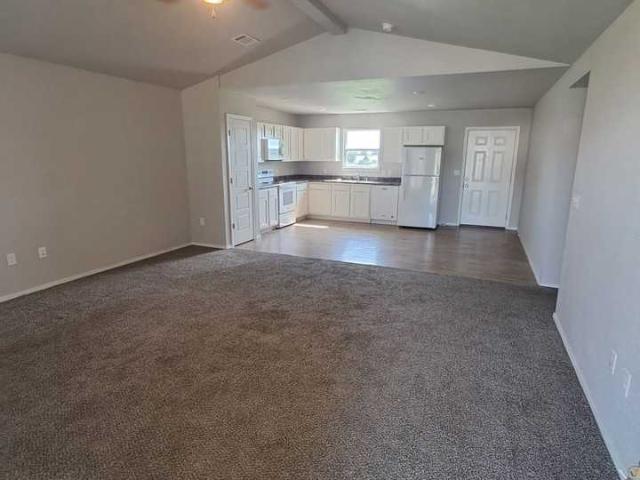Flint Creek! 3 Bedroom Apartment for Rent at 1309 S High St, El Dorado, KS 67042