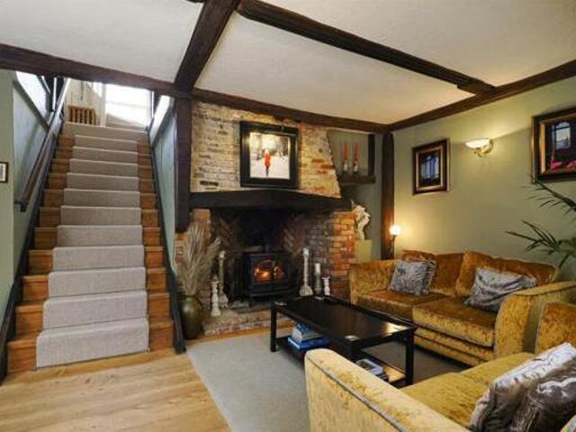 Flint Hall, Strand Street, 3 Bedroom Property