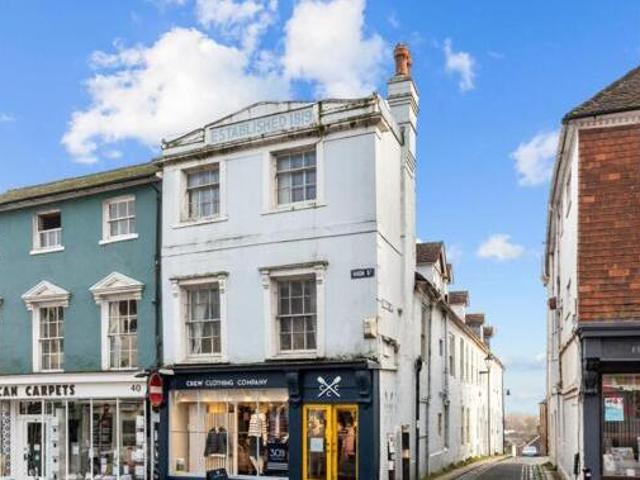 Flint House, High Street, 4 Bedroom Town