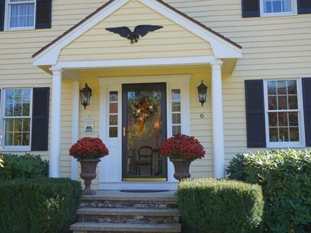 Flint Meadow Dr, Brookline, Home For Sale