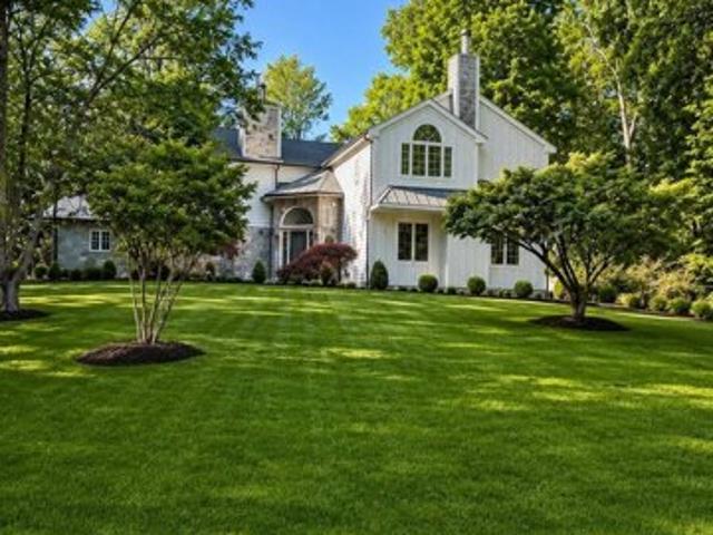 Flint Rock Rd, Stamford, Home For Sale