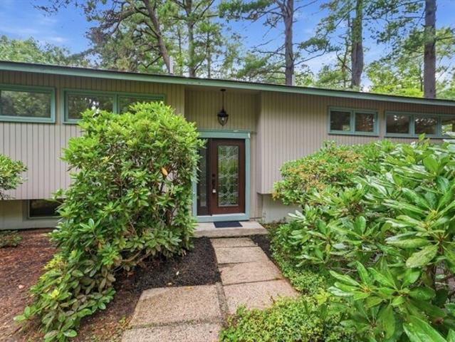 Flintlock Ln, Amherst, Home For Sale