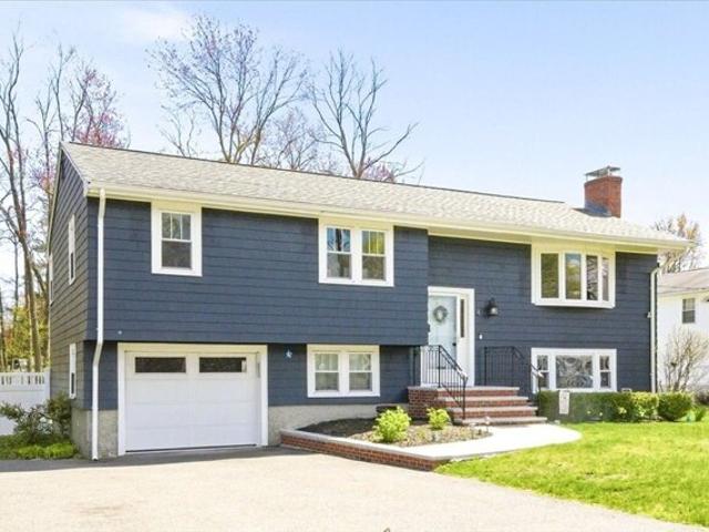 Flintlock Ln, Dedham, Home For Sale