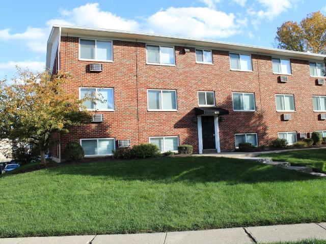 Flyer Pointe 1 Bedroom Apartment for Rent at 823 Fourman Ct, Dayton, OH 45410 Walnut Hills