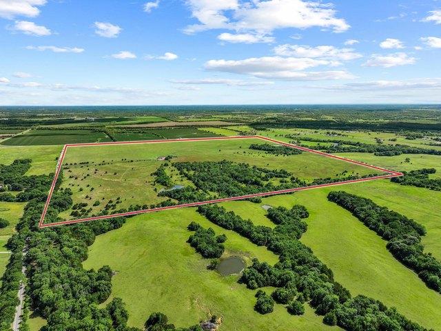 Fm 697, Whitewright, TX 75491