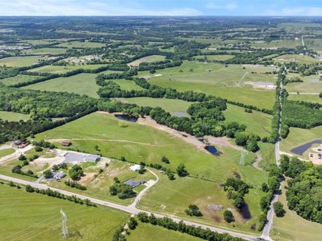 Fm 121, Van Alstyne, TX 75495