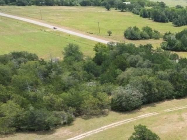 FM 2314 Rds, Hallettsville, TX 77964