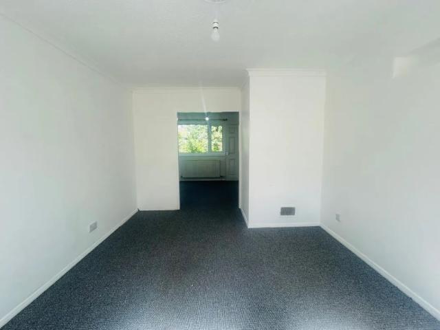 Frobisher Drive, SALTASH