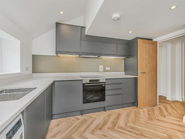 Frobisher Street, London SE10, 3 bed terraced house to rent, £3,000 pcm | PrimeLocation