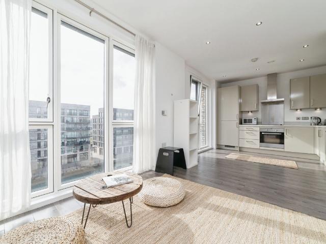 Frobisher Yard, London E16, 2 bed flat to rent, £2,100 pcm | PrimeLocation