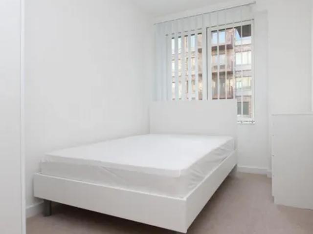 Frobisher Yard, London, E16 2GY, United Kingdom | Room for rent #154573750 | Rentberry