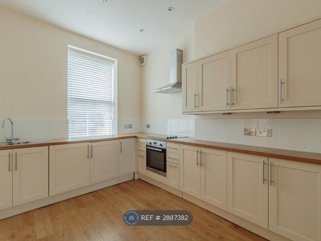 Frodsham Street, Chester CH1, 1 bed flat to rent, £875 pcm | PrimeLocation