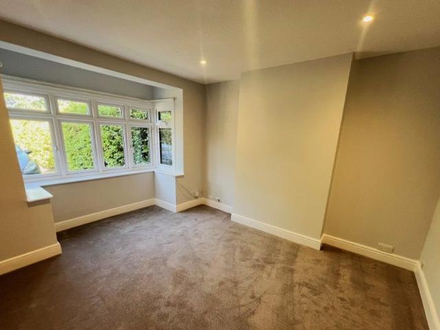 Frog Grove, Guildford, Surrey, GU3
