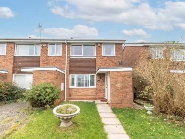 Frogmill Road, Rubery, Rednal. 3 bed semi detached house for s.