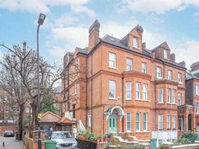 Frognal, Hampstead, 2 Bedroom House