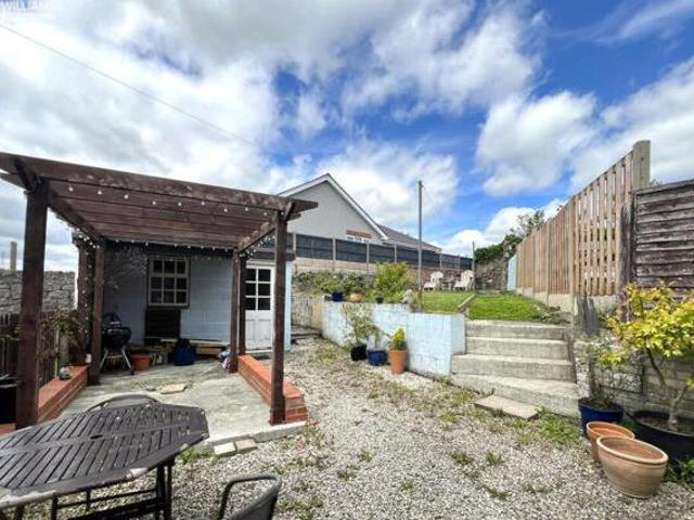 Fron, Gaerwen, 3 Bedroom Semi detached