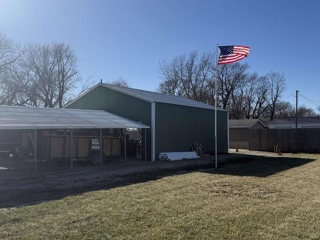 Front St Unit Corner and Washingto, Grantville, KS 66429