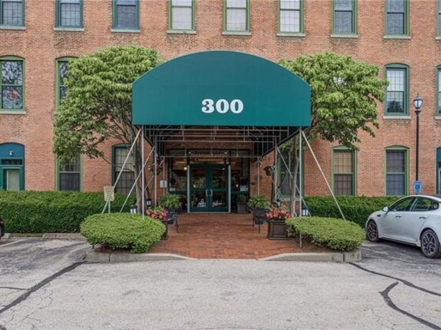 Front St Apt,pawtucket, Condo For Sale