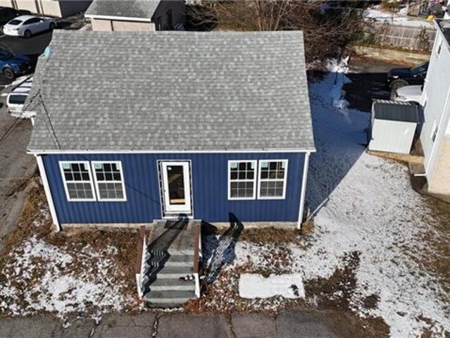 Front St, Lincoln, Home For Sale
