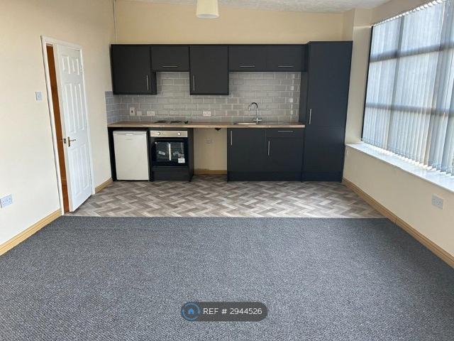 Front Street, Leadgate, Consett DH8, 2 bed flat to rent, £545 pcm | PrimeLocation