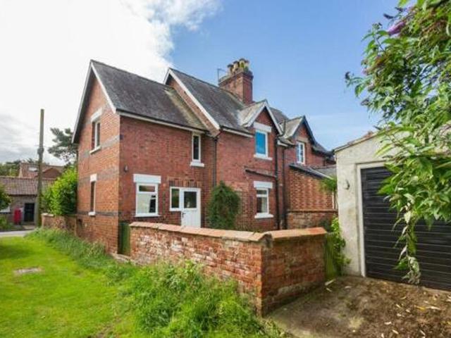 Front Street, Naburn, 2 Bedroom Semi detached