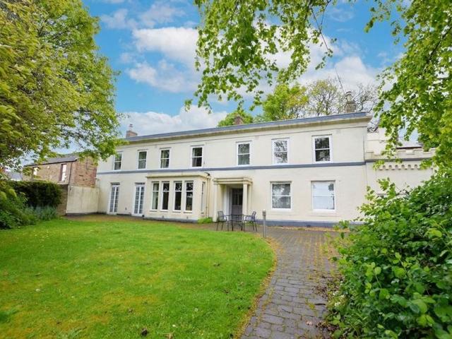 Front Street, Whickham NE16, 2 bed flat to rent, £900 pcm | PrimeLocation