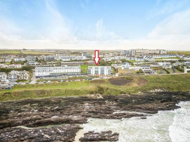 Frontline 1500 Sqft Penthouse, North Esplanade Road, Newquay.