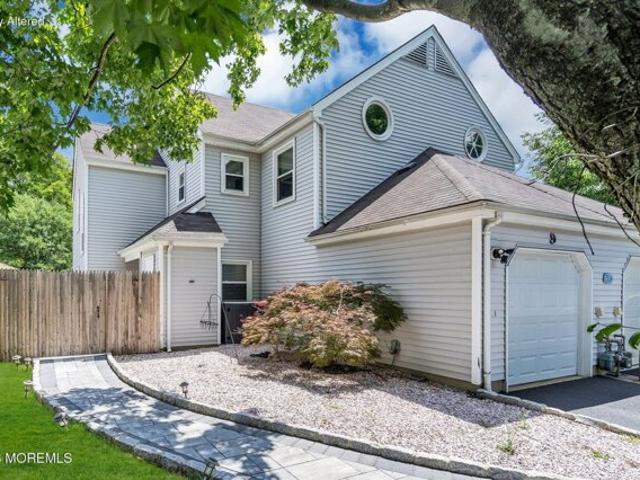 Frost Ct, Freehold, Home For Sale