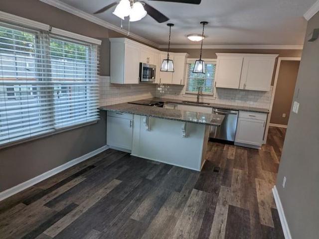 Frost Garden Apartments 2 Bedroom Apartment for Rent at 101 Cavin Ave, Mount Holly, NC 28120