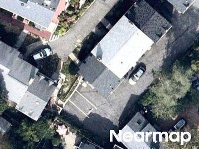Frost Ln