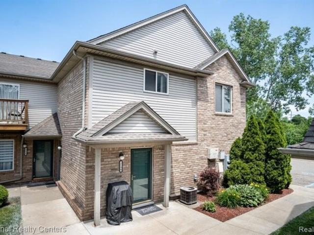 Frazho Rd, Warren, Condo For Sale