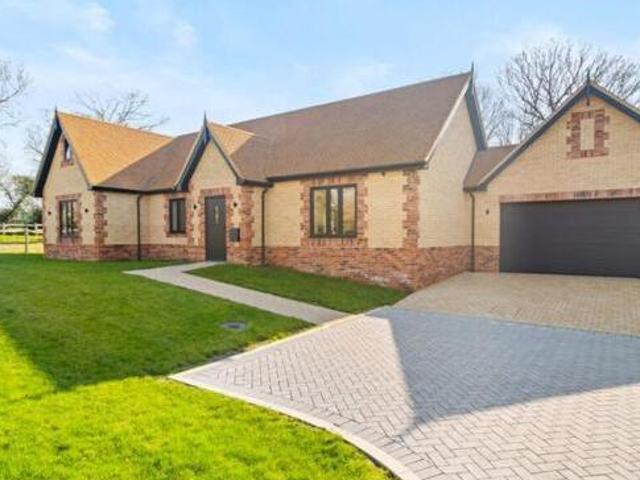 Framfield, The Courtyard, Uckfield, 3 Bedroom Bungalow