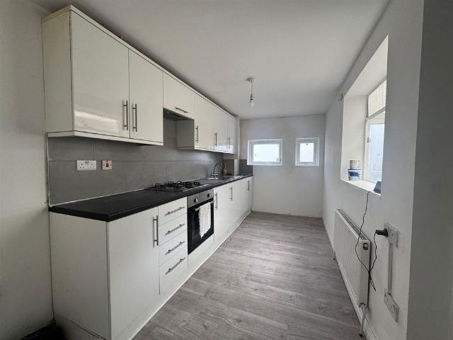 Frampton Road, Potters Bar EN6, London