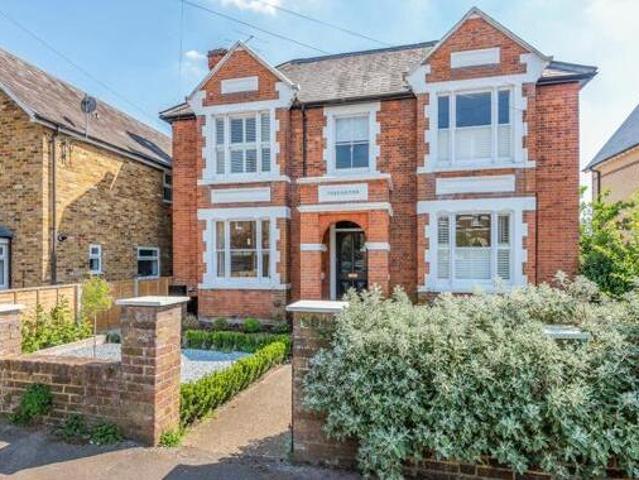 Frances Road, Windsor, 2 Bedroom Flat