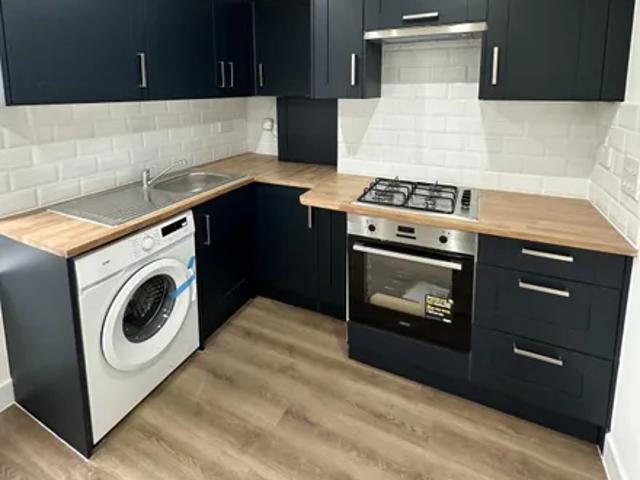 Frances Street, London, SE18 5SE, United Kingdom | 2 bed apartment for rent #165353632 | Rentberry