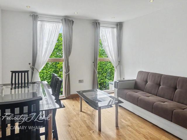Frances Wharf, London 1 bed apartment to rent £1,800 pcm £415 pw