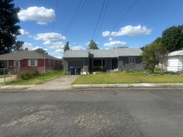 Francis Ave