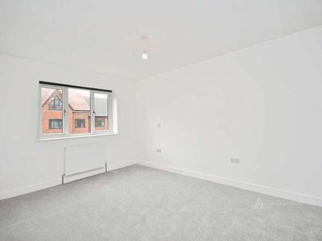 Francis Avenue, Aylesbury, Buckinghamshire, HP21