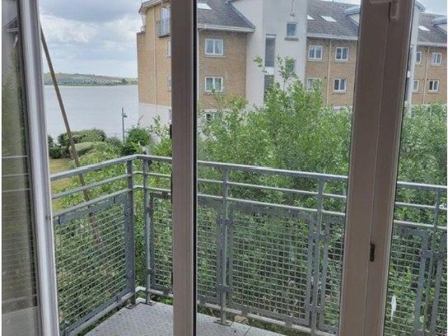 Francis Court, Erith DA8, 2 bed flat to rent, £1,700 pcm | PrimeLocation