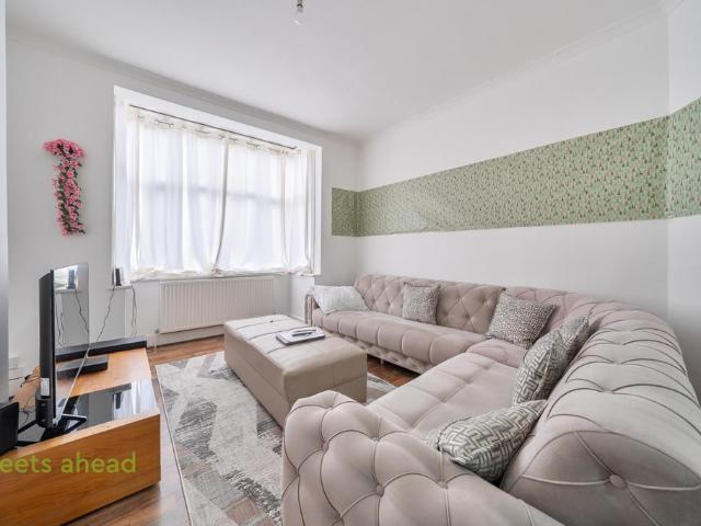 Francis Road, Croydon, CR0 1 bed apartment to rent £1,450 pcm £335 pw