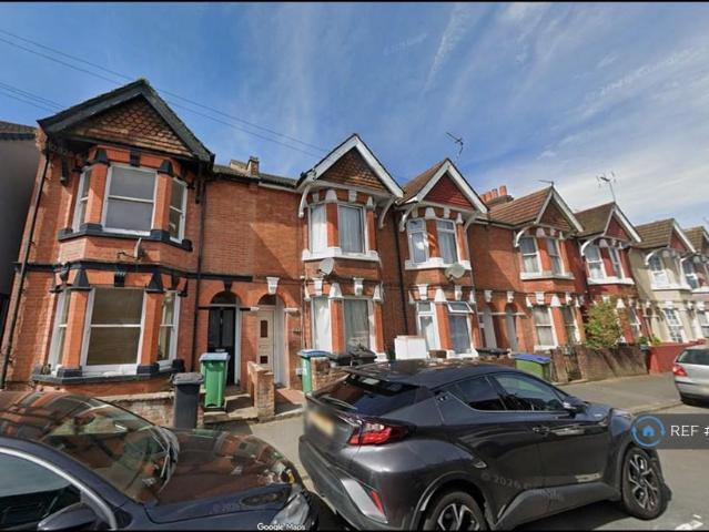 Francis Road, Watford, WD18 4 bed end of terrace house to rent £2,295 pcm £530 pw