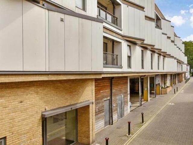 Francis Street, Brighton, 2 Bedroom Apartment