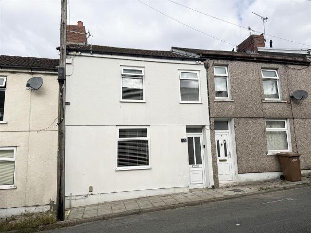 Francis Street, Fleur De Lis, Blackwood NP12, 3 bed terraced house to rent, £895 pcm | PrimeLocation