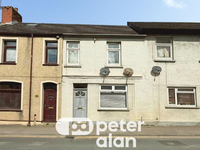 Francis Terrace, Pontyclun CF72, 2 bed flat to rent, £750 pcm | PrimeLocation
