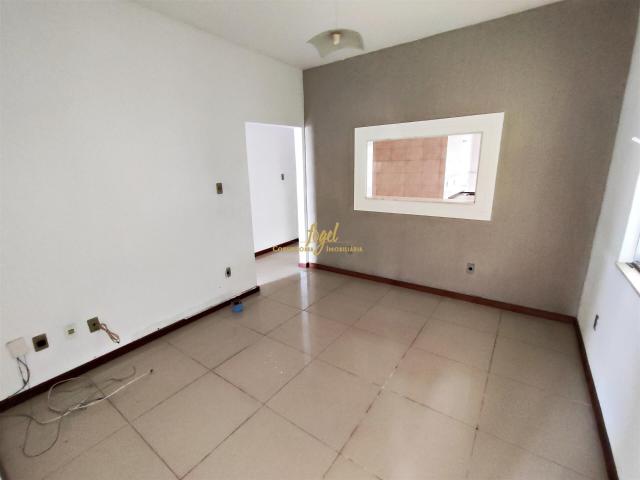 Francisco Bernardino Casa 4/4 1 Suíte Sala com Sacada Amplos Terraço e Quintal 2 Vagas