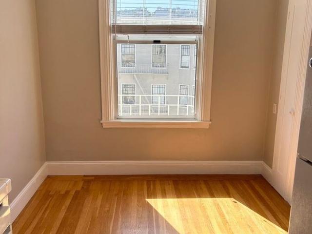 Franciscan Apts 1 Bedroom Apartment for Rent at 2290 Francisco St, San Francisco, CA 94123 Marina
