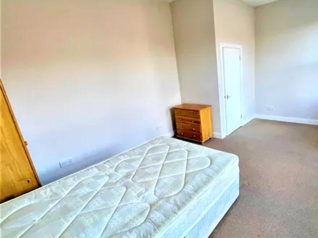 Franciscan Road, London, SW17 8EB, United Kingdom | 3 bed apartment for rent #154570932 | Rentberry
